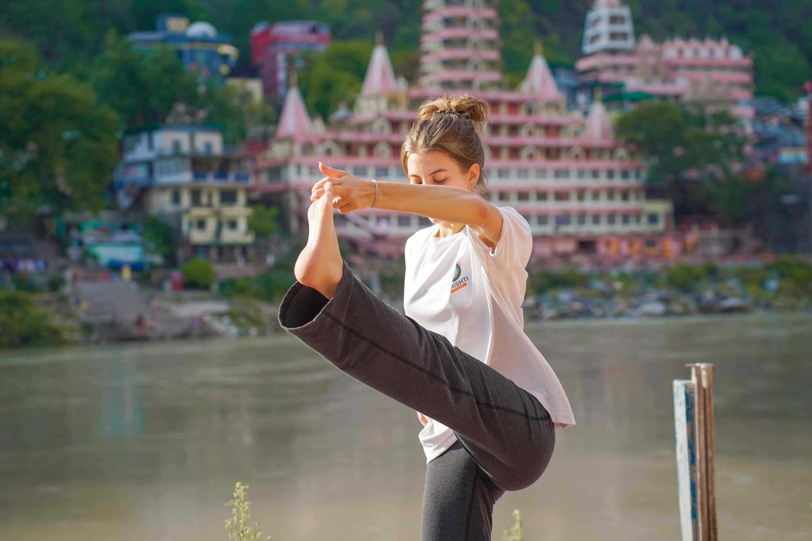 10 Easy Flexibility Yoga Poses for Beginners